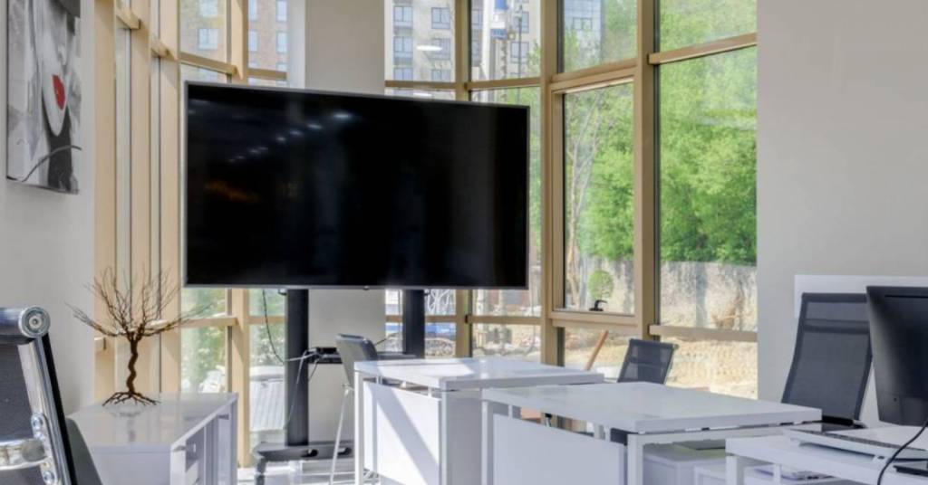 The 10 Best Swivel Tv Stand For 2025, Tested And Researched