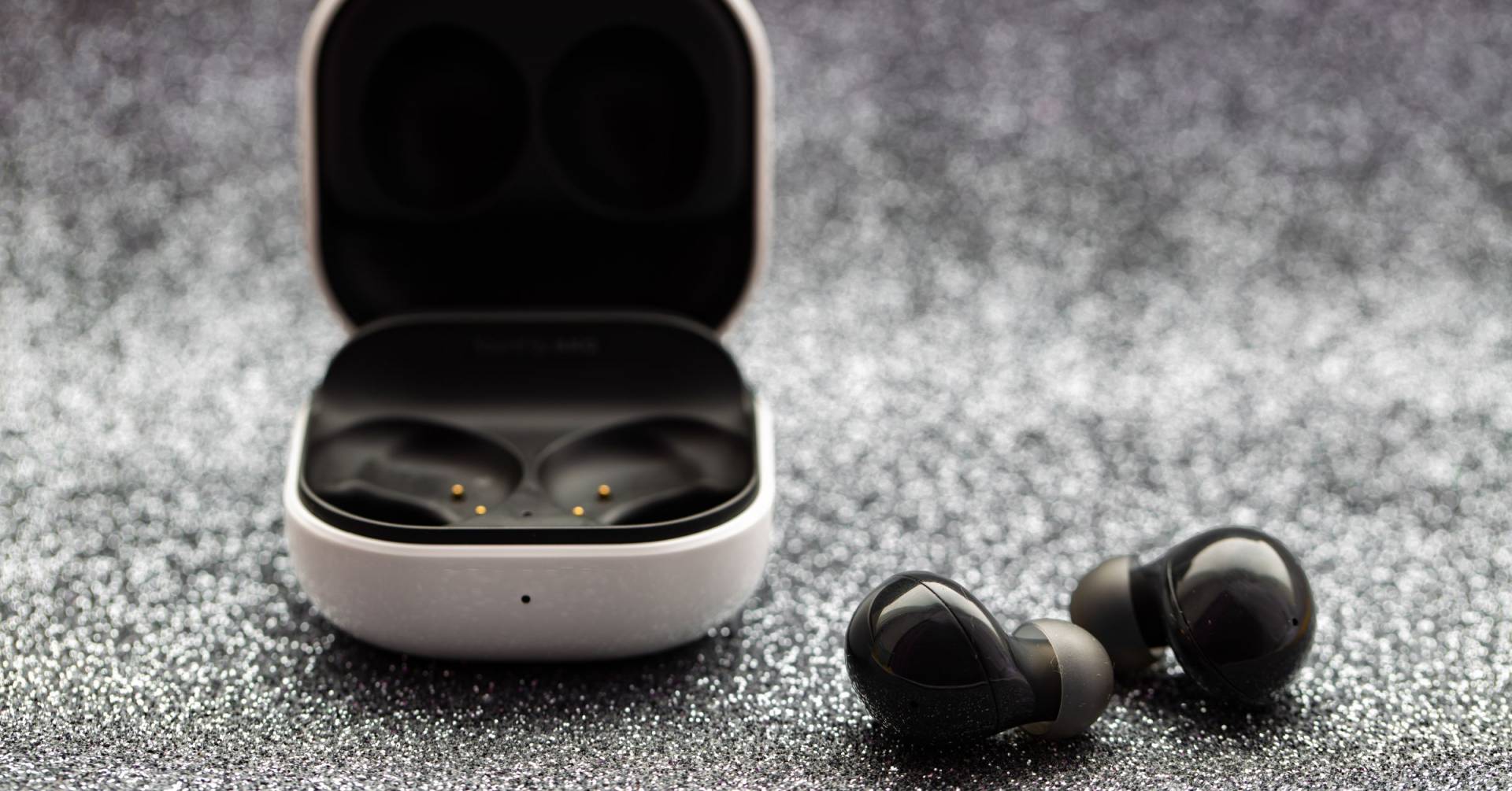 The 10 Best Earbud Headphones For 2025