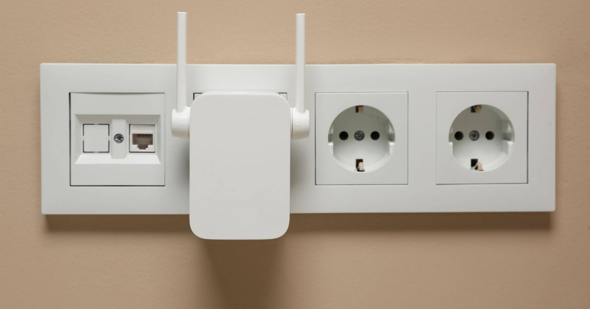 The 7 Best Wifi Amplifiers For 2026