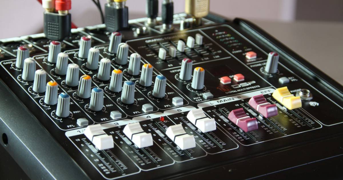 The 10 Best Budget Mixer Of 2025, Tested By Our Experts