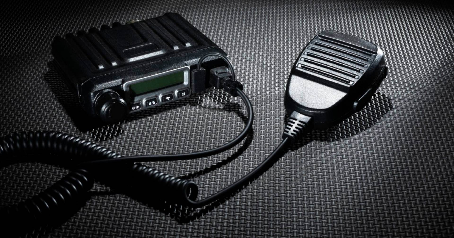 The 10 Best All Band Mobile Ham Radio, Tested And Researched